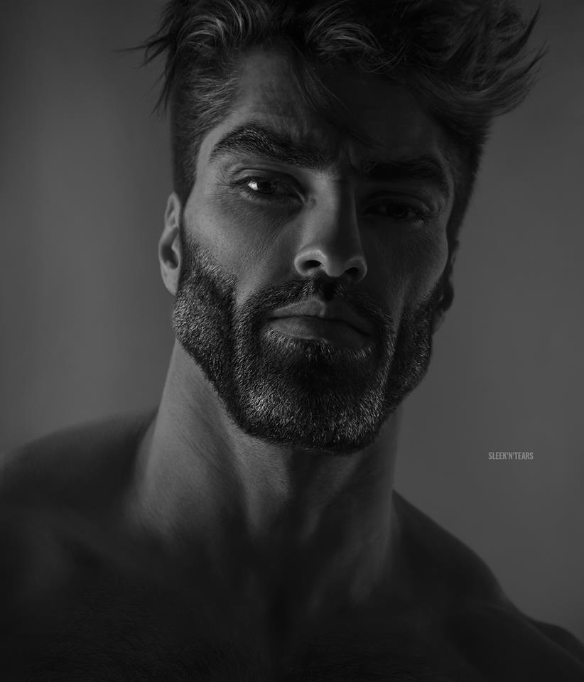 入嚟一齊做Chad Face - 香港高登討論區