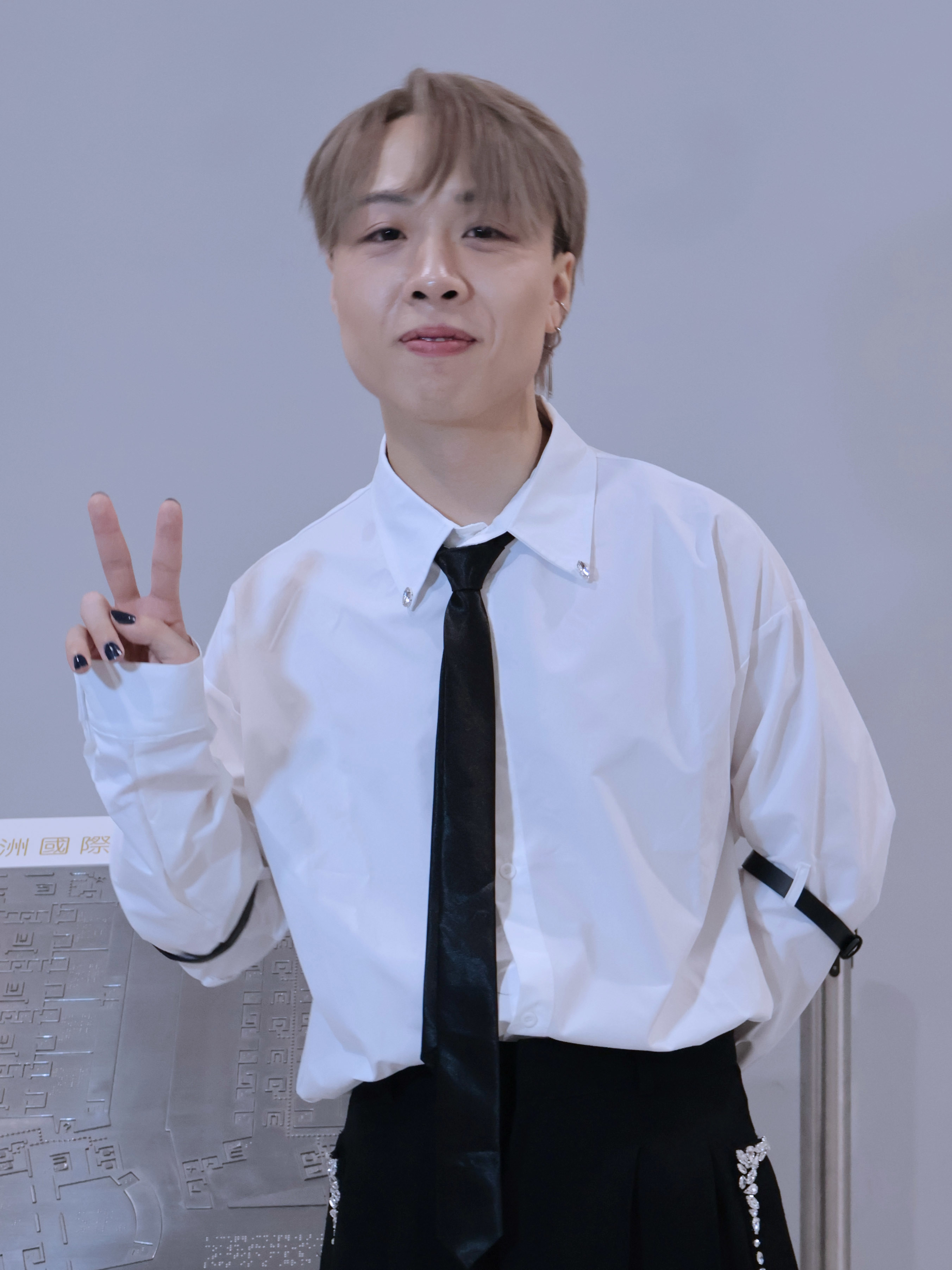 音樂人陳澤鴻GooChan偷食18歲妹豬斷正 宣布無限期退出幕前 - 時事台 - 香港高登討論區