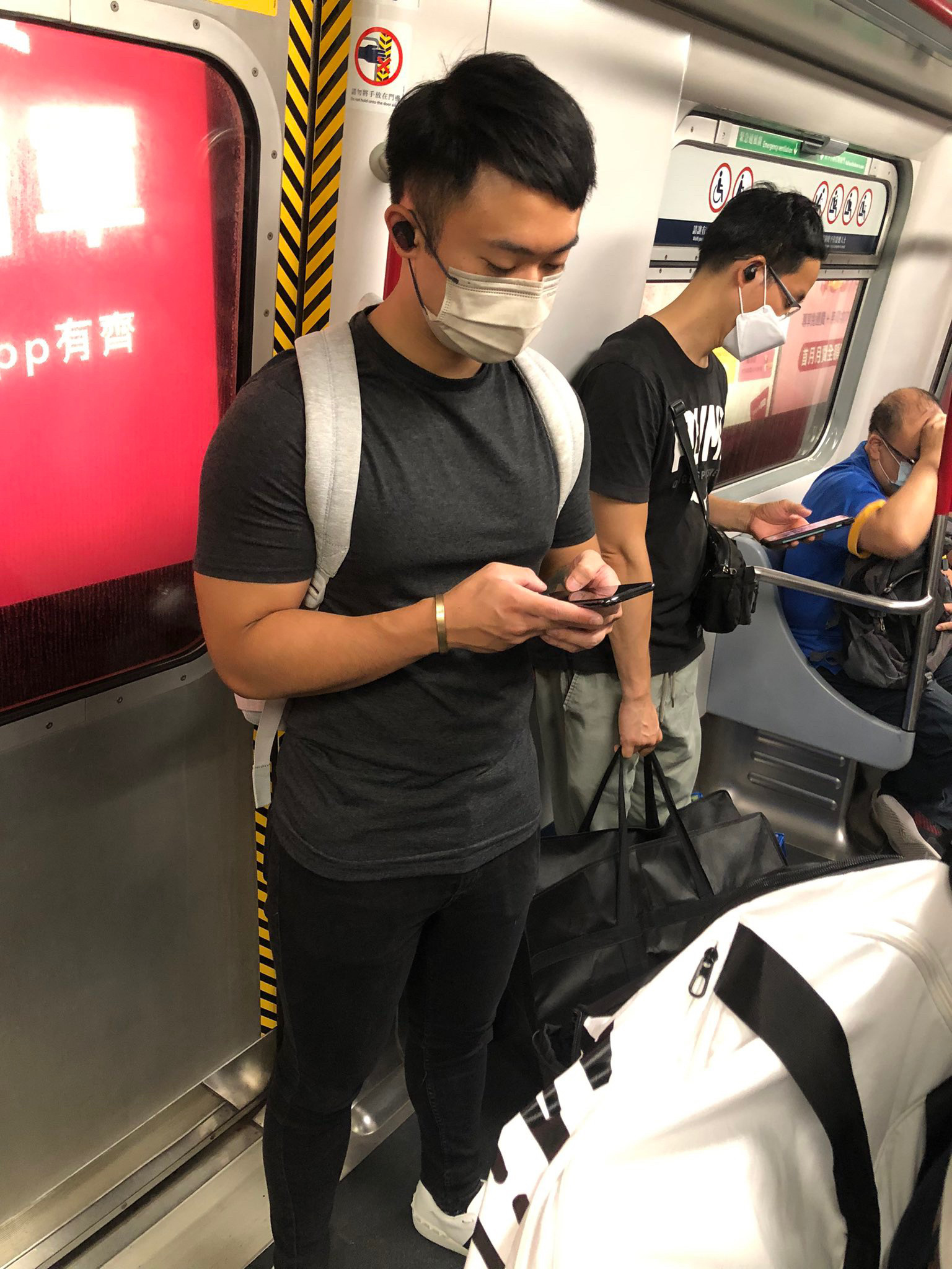 人愈大見到街d仔仔就想淫肉佢地 - 香港高登討論區