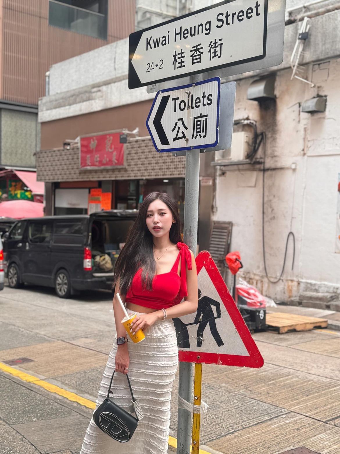 巨乳版Ivy So小姐姐發展低胸經濟 | LIHKG 討論區