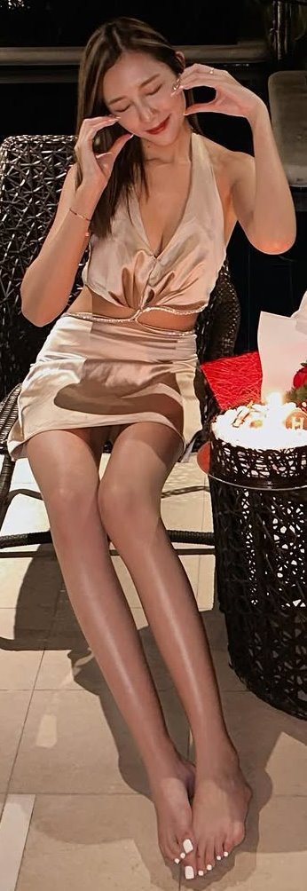 梁允瑜Chloe真係目前TVB top 3 最姣女女 - 香港高登討論區